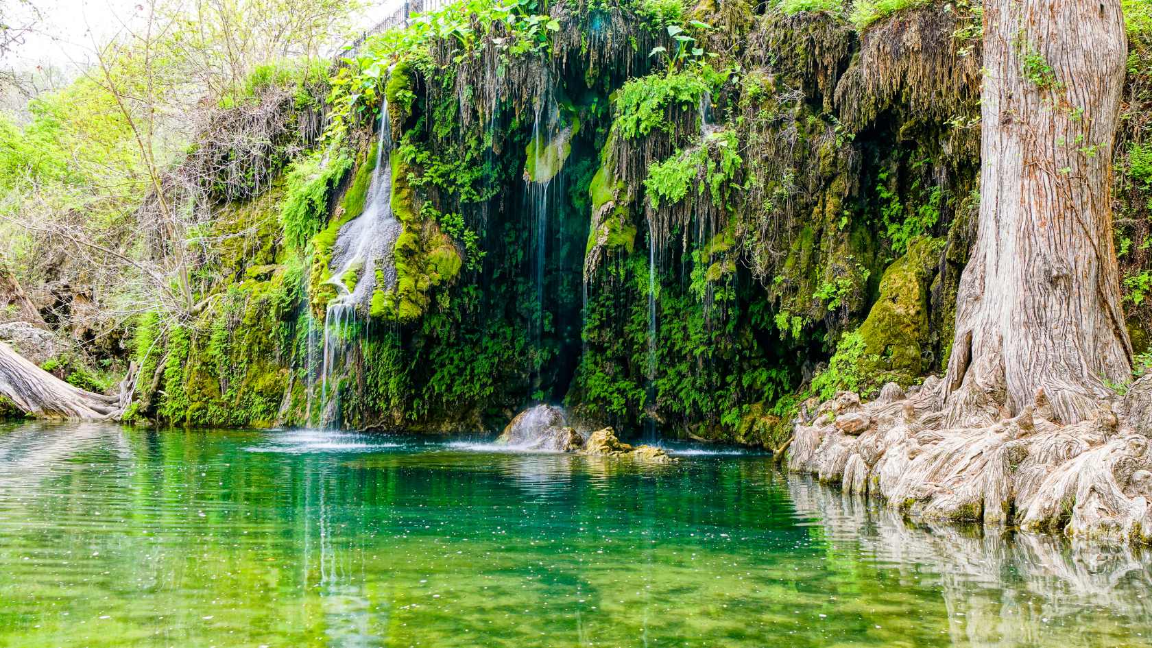 15 Best Waterfalls In Texas - Wanderersplanet