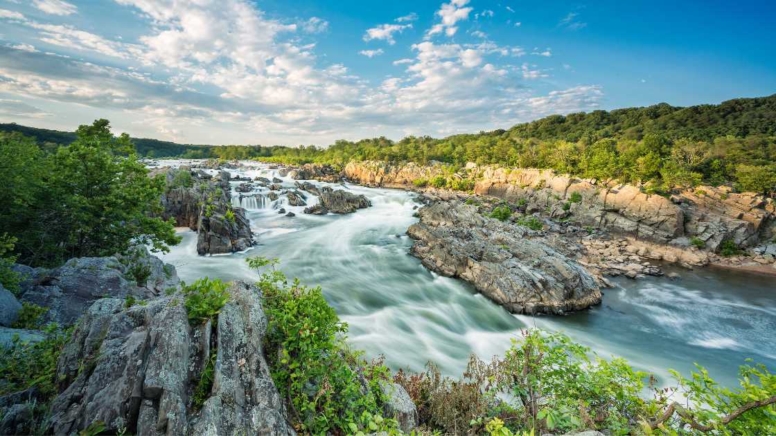15 Best Waterfalls in Connecticut
