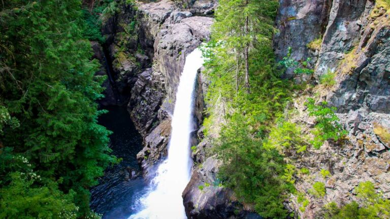 15 Best Waterfalls in Connecticut