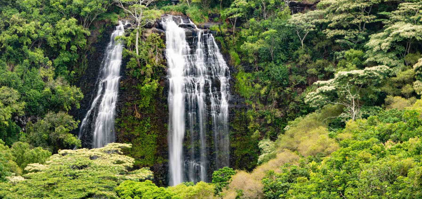 15 Best Waterfalls in Kauai