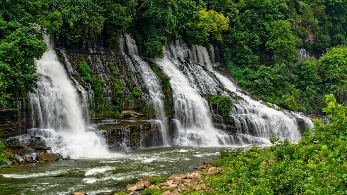 15 Majestic Waterfalls Near Bowling Green, KY